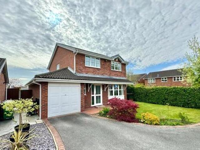 4 Bedroom Detached House For Sale In Crewe, Cheshire