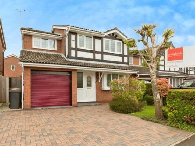 4 Bedroom Detached House For Sale In Crewe, Cheshire