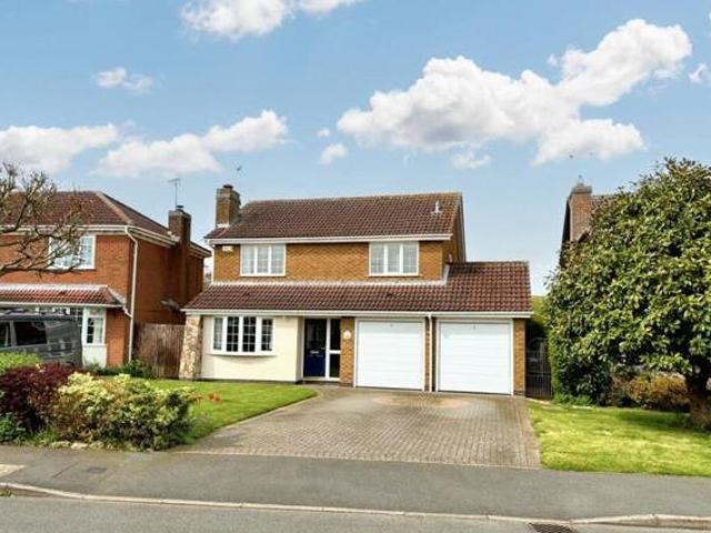 4 Bedroom Detached House For Sale In Crick