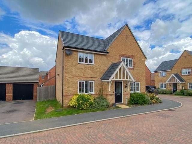 4 Bedroom Detached House For Sale In Crick