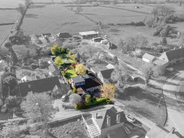 4 Bedroom Detached House For Sale In Crick