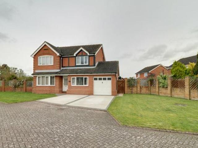 4 Bedroom Detached House For Sale In Crowle, Scunthorpe