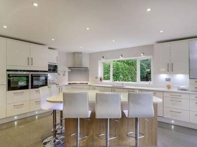 4 bedroom detached house for sale in Curley Hill Road Lightwater GU18