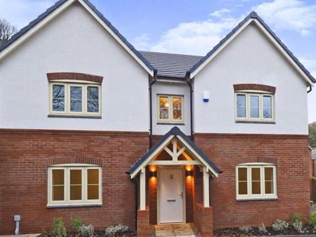 4 Bedroom Detached House For Sale In Ambergate