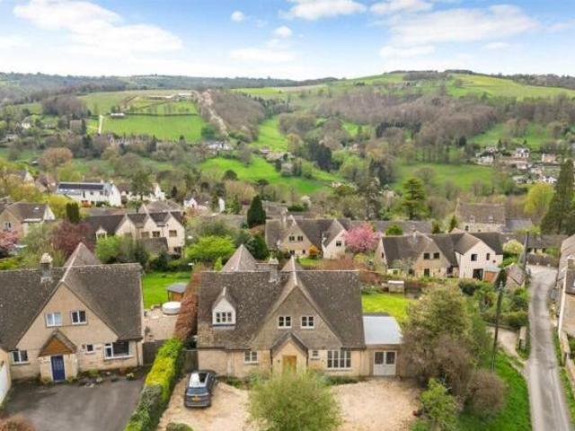 4 Bedroom Detached House For Sale In Amberley