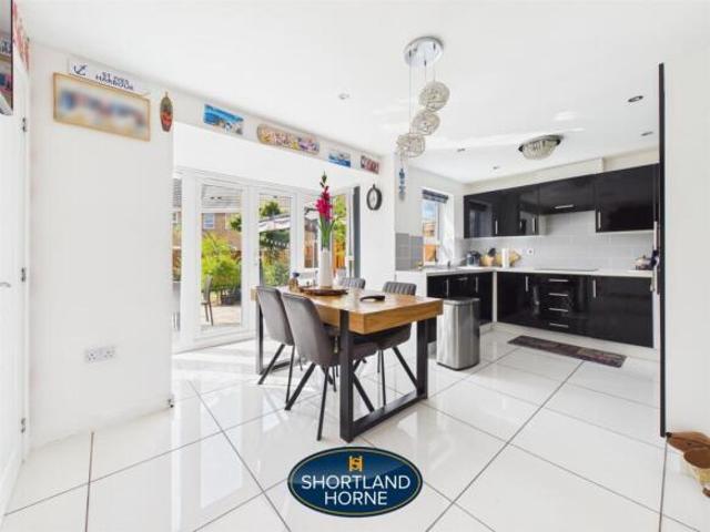 4 bedroom detached house for sale in Amelia Crescent, Copsewood, Coventry, CV3