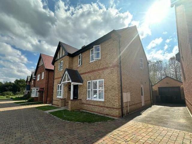 4 Bedroom Detached House For Sale In Ampthill, Bedfordshire