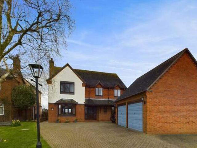 4 Bedroom Detached House For Sale In Anslow