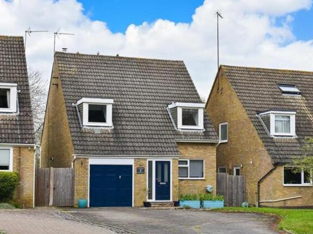4 Bedroom Detached House For Sale In Abthorpe