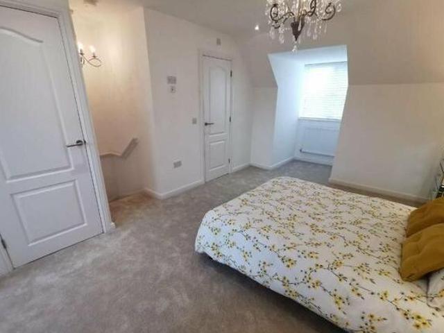 4 Bedroom Detached House For Sale In Abbotsmead