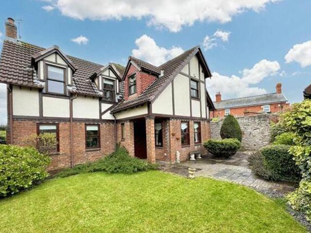 4 Bedroom Detached House For Sale In Abergele