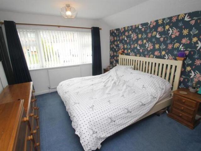 4 bedroom detached house for sale in Abingdon Road, Maidstone, ME16