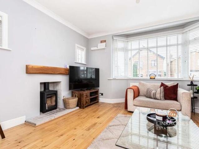 4 bedroom detached house for sale in Acton Road, Bournemouth, BH10