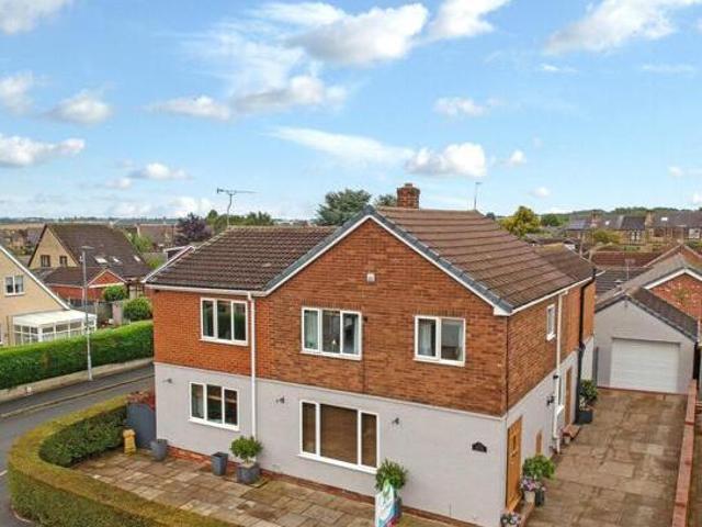 4 Bedroom Detached House For Sale In Ackworth