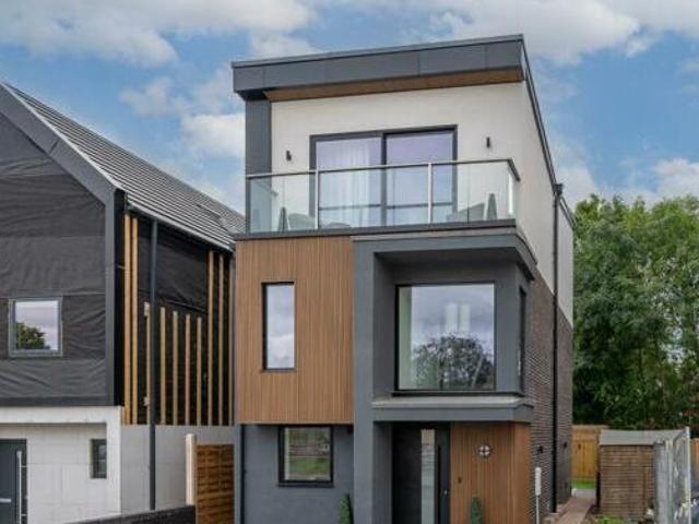 4 Bedroom Detached House For Sale In Acomb