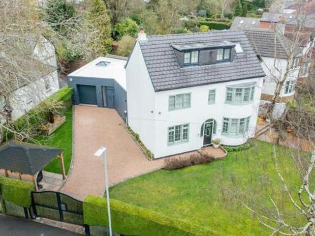 4 Bedroom Detached House For Sale In Adel