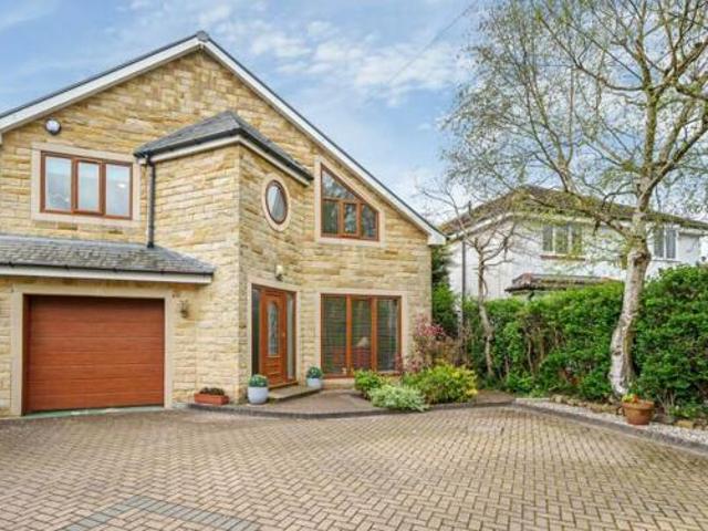 4 Bedroom Detached House For Sale In Adel