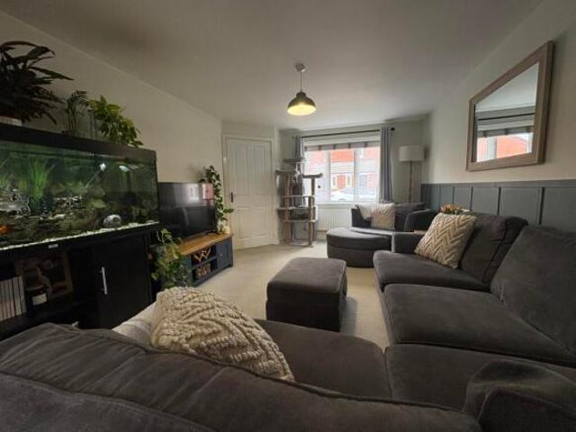 4 bedroom detached house for sale in Adlington Close, Peterborough, PE7
