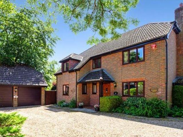 4 Bedroom Detached House For Sale In Alton