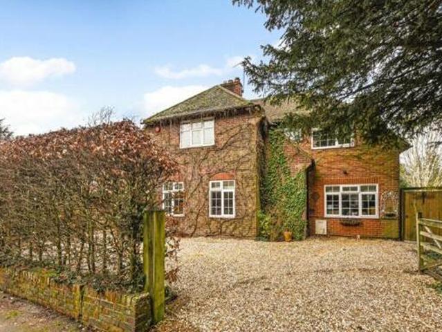 4 Bedroom Detached House For Sale In Alton