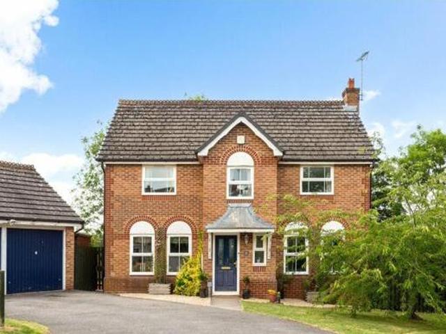 4 Bedroom Detached House For Sale In Alton