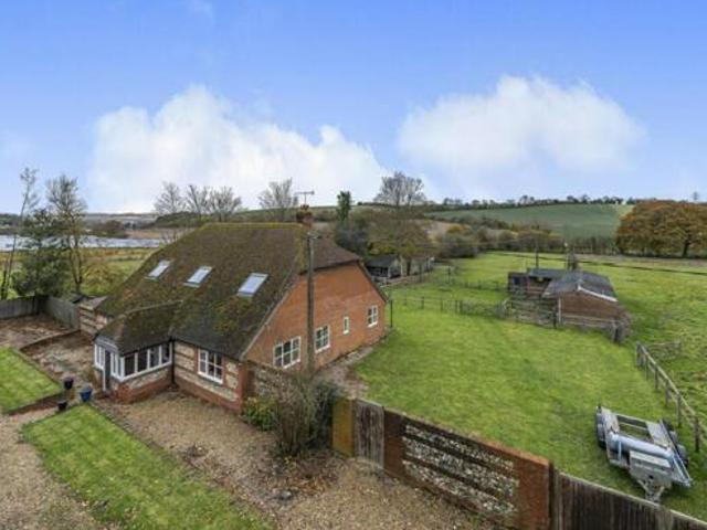 4 Bedroom Detached House For Sale In Alton, Hampshire