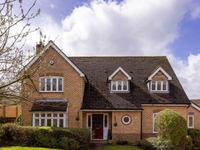 4 Bedroom Detached House For Sale In Alwoodley