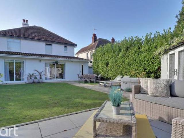 4 bedroom detached house for sale in Albany Gardens East The Gardens East Clacton CO15