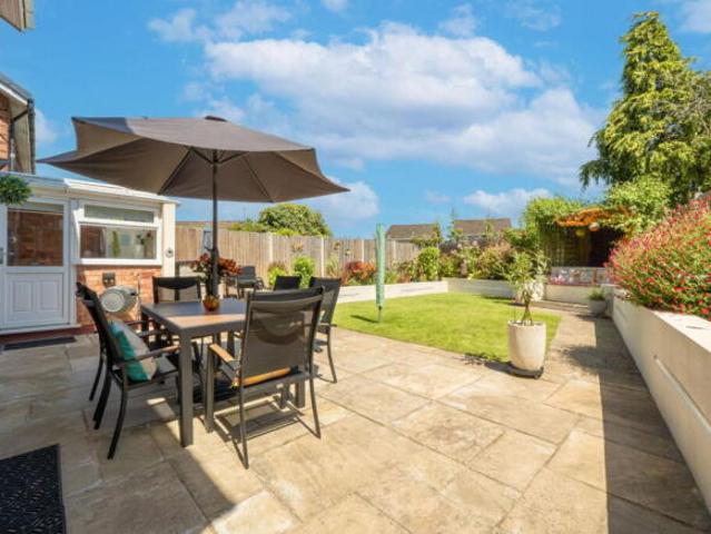 4 bedroom detached house for sale in Alcester Road, Hollywood, Birmingham, B47 5HF, B47