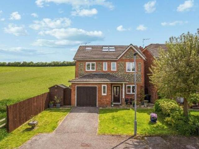 4 Bedroom Detached House For Sale In Aldbourne, Wiltshire
