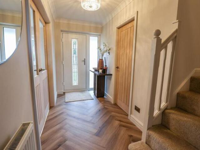 4 bedroom detached house for sale in Alderley Heights, Lancaster, LA1