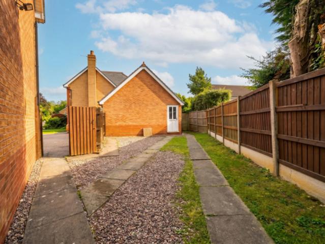 4 bedroom detached house for sale in Alderminster Road, Hillfield, B91