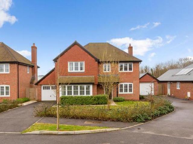 4 Bedroom Detached House For Sale In Aldingbourne