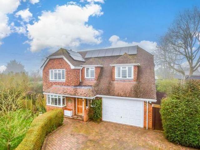 4 Bedroom Detached House For Sale In Aldington, Ashford