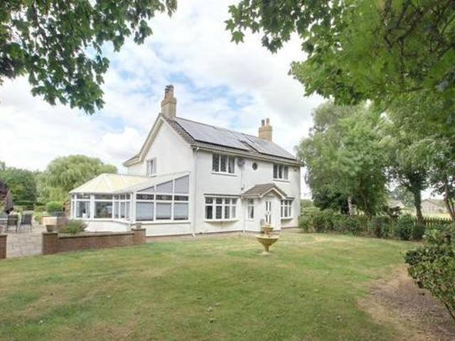 4 bedroom detached house for sale in Alford Road Mablethorpe LN12