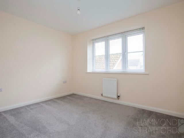 4 bedroom detached house for sale in Almond Drive, Cringleford, NR4