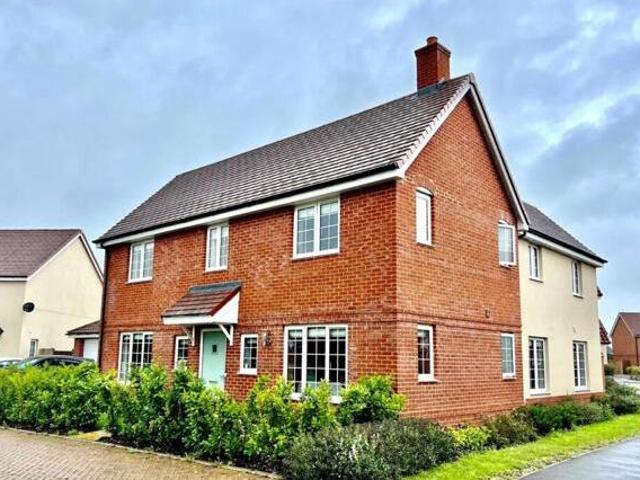 4 Bedroom Detached House For Sale In Alresford, Colchester