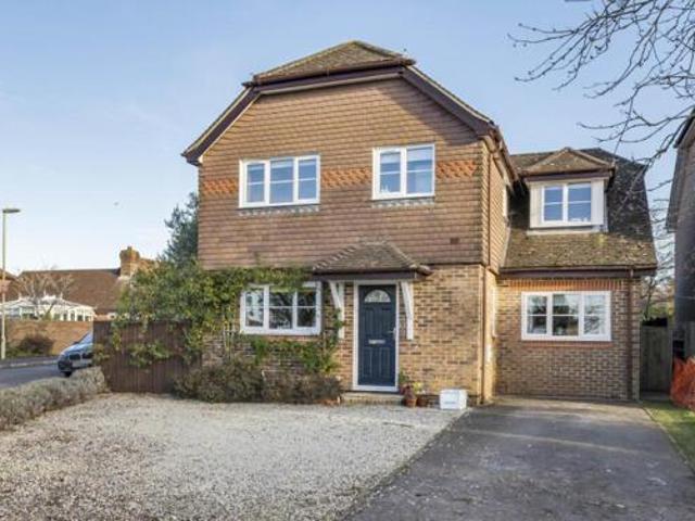 4 Bedroom Detached House For Sale In Alresford, Hampshire