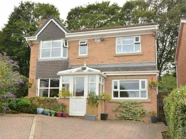 4 Bedroom Detached House For Sale In Apperley Bridge, Bradford