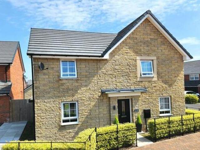 4 Bedroom Detached House For Sale In Appleton