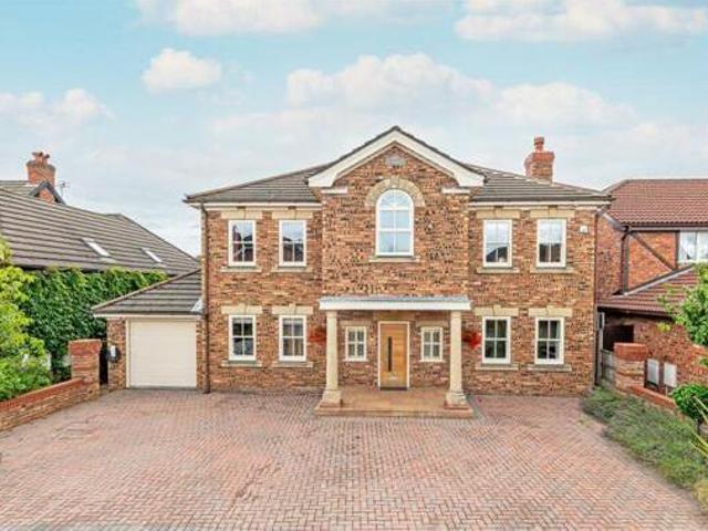 4 Bedroom Detached House For Sale In Appleton Thorn