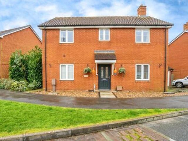 4 Bedroom Detached House For Sale In Arundel, West Sussex