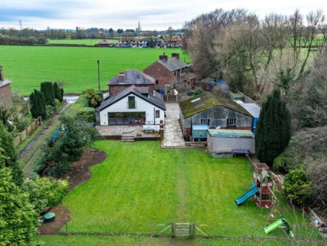 4 bedroom detached house for sale in Arbury Croft, Arbury Lane, Winwick, WA2