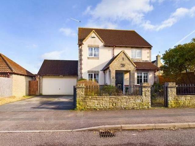 4 bedroom detached house for sale in Arkendale Drive Hardwicke Gloucester Gloucestershire GL2