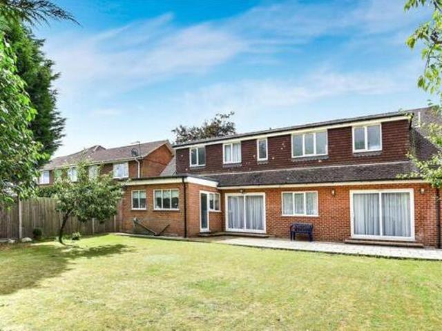 4 Bedroom Detached House For Sale In Arkley, Barnet