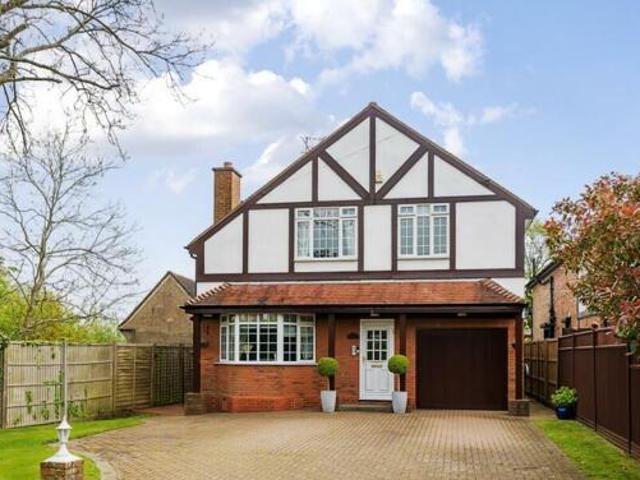 4 Bedroom Detached House For Sale In Arkley Barnet Section