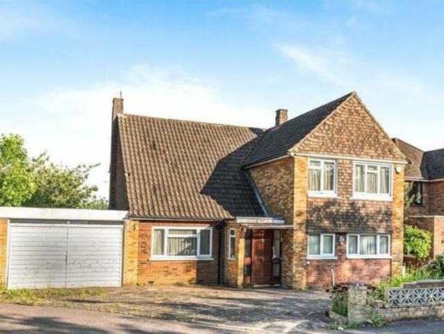 4 Bedroom Detached House For Sale In Arkley, Hertfordshire