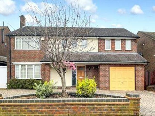 4 Bedroom Detached House For Sale In Arkley, Hertfordshire