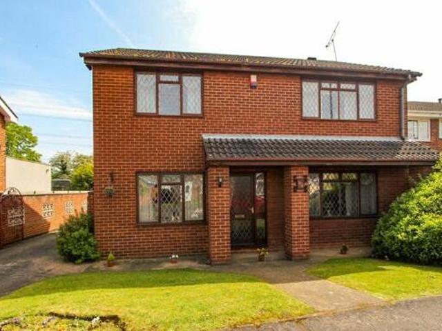 4 Bedroom Detached House For Sale In Armthorpe, Doncaster