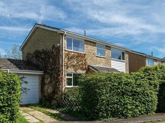 4 Bedroom Detached House For Sale In Aston
